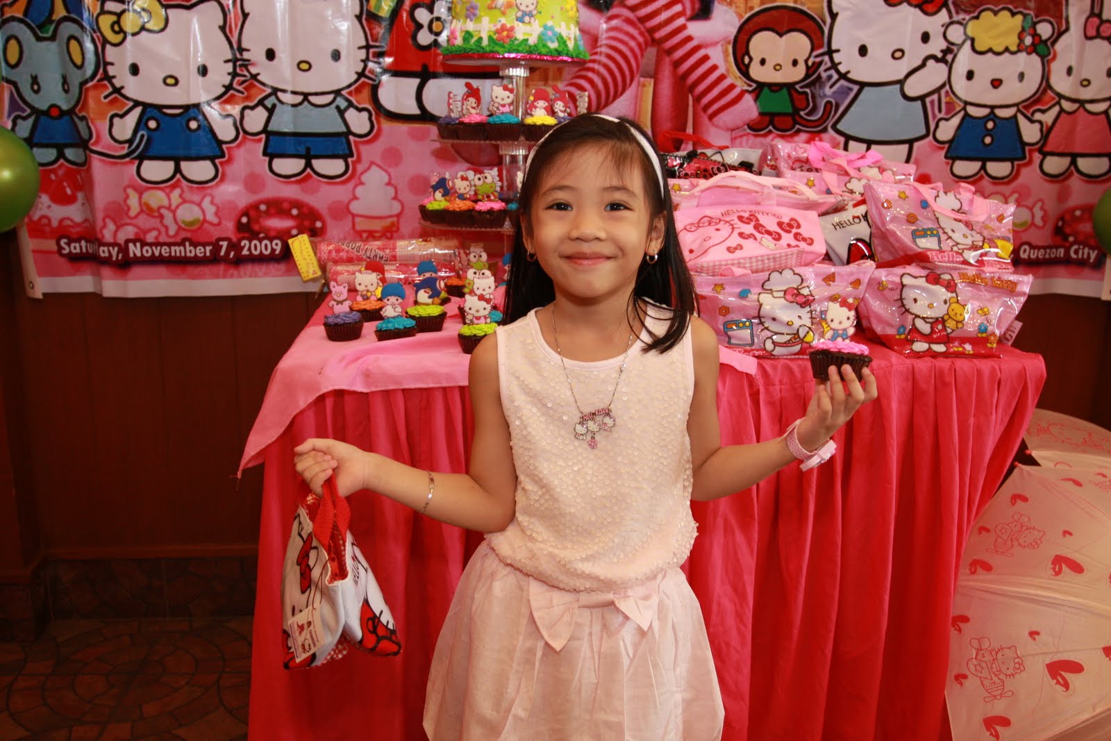 Coffee Table Conversations: Samantha's Hello Kitty Party Time!