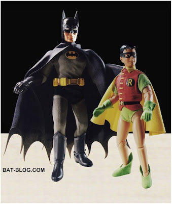 Batman Wallpaper Media: CUSTOM MEGO DOLLS : Batman, Robin, Gordon ...