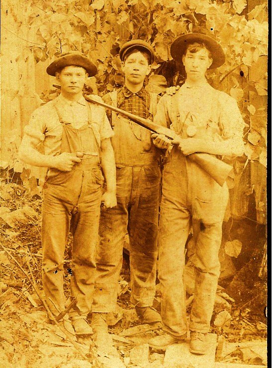 CLISER - CLIZER PHOTOGRAPHS