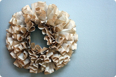 Booklicious: Make Your Own Book Wreath