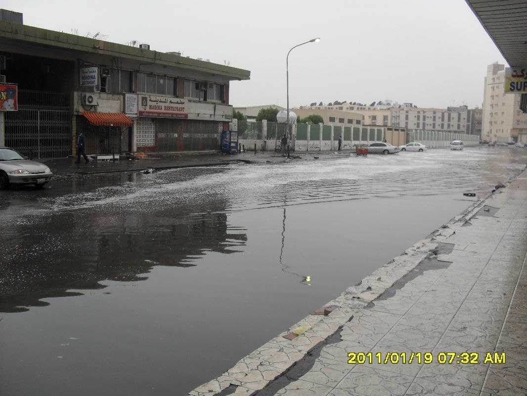 Flood and Rain in Al Khobar, Saudi Arabia | Life Moto