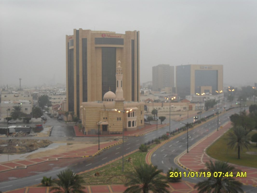 Flood and Rain in Al Khobar, Saudi Arabia | Life Moto