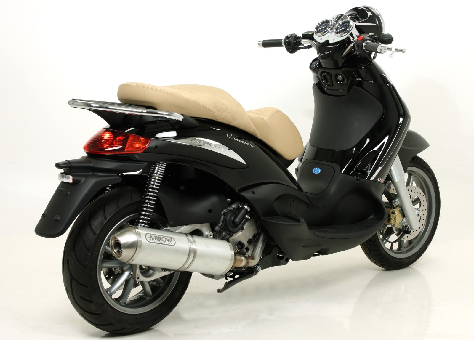 My Piaggio Beverly: Piaggio Beverly Cruiser Exhaust