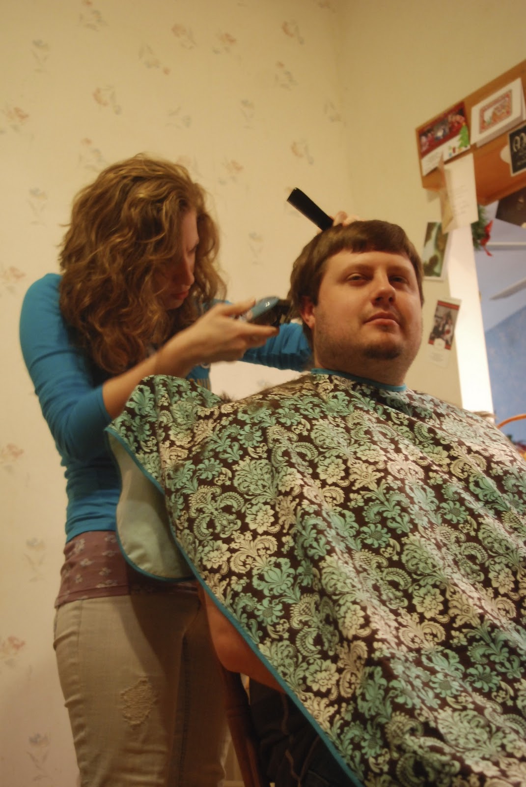 Makin' it: Handmade Presents: Hairdressing Cape