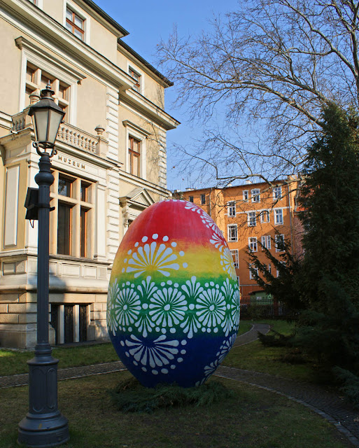 The biggest Easter Egg in the city! ~ Photography Imaging