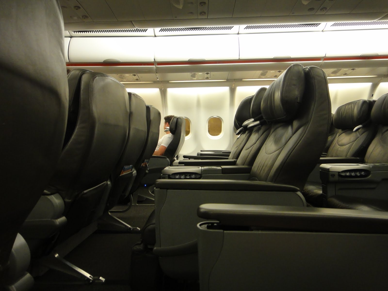 Jetstar Starclass - Bangkok to Melbourne A330-200 ( JQ30 )