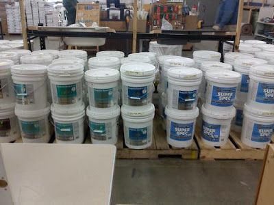 Home Improvement Outlet: 5 gal. Benjamin Moore paint - $20
