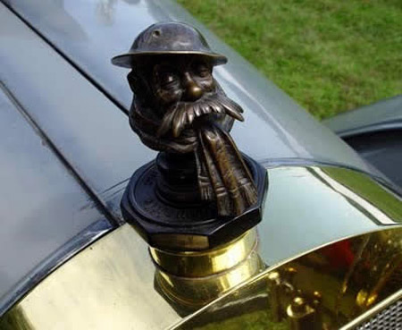 Wonderful World: 15 Funniest Hood Ornaments