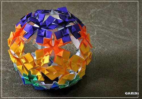 Origami Sculpture Examples by Ilan Garibi
