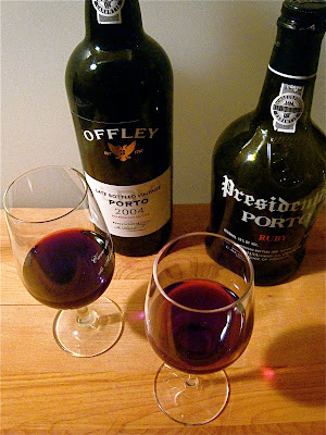 KITCHEN FIDDLER : A Ruby Port Cocktail for Your Winter Doldrums