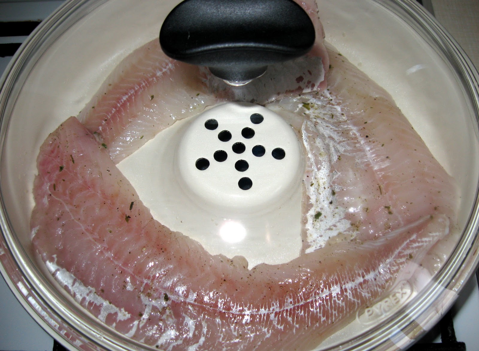 Kulinarna pasja Hani-Kasi: Dorsz ze śliwkami i Delimano Dry Cooker