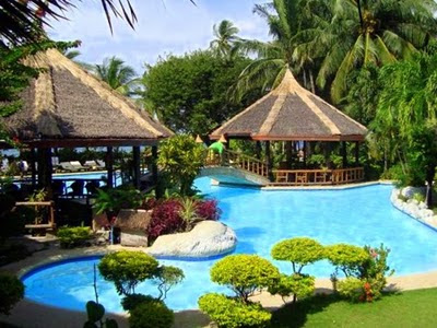 Philippines Beach: Coco Beach Island Resort