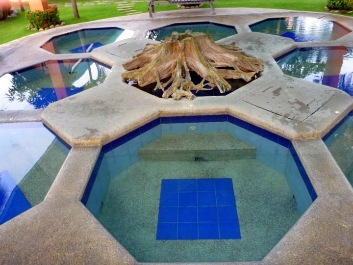 Philippines Beach: 88 Hotspring Resort and Spa