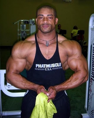 world bodybuilders pictures: attractive man jimmy canyon bodybuilder