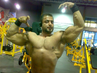 world bodybuilders pictures: smarty arab bodybuilder muhammad albadar