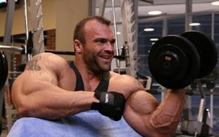 world bodybuilders pictures: michal mokos bodybuilder in gym from saolvakia