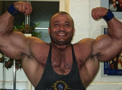 world bodybuilders pictures: bodybuilder mohammad mustafa