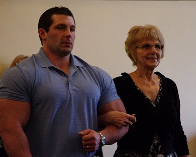 world bodybuilders pictures: brian yersky bodybuilder with family and ...