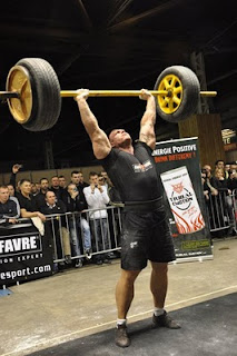 world bodybuilders pictures: bodybuilder morgan aste lifting heavy wieghts