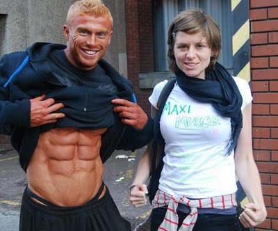 world bodybuilders pictures: bodybuilder maxime o connor with friend