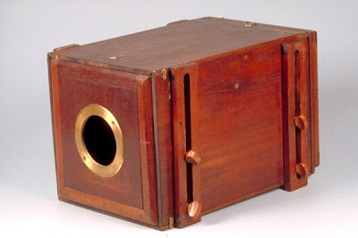 Ajuste o Foco: Câmeras fotográficas antigas (parte I - 1840-1880)