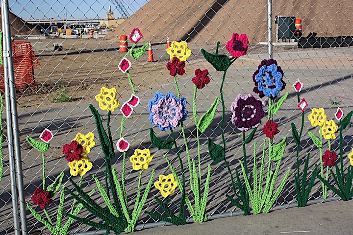 Baby Shower Templates Free: I am Loving: Crochet Graffiti