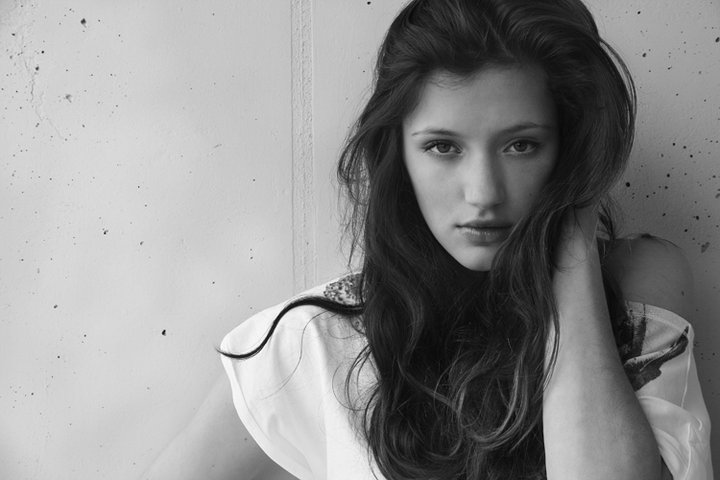 Tânia Pinto Make-up Artist: ||The Fashioning of Architecture||