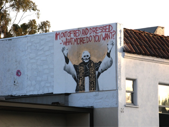 graffiti walls: Banksy Graffiti Artist – Mysterious Artwork Covered up