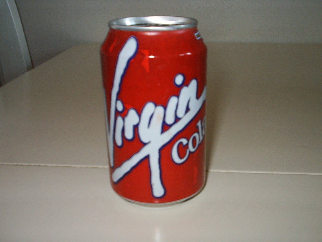 LATAS DE GASEOSAS DE JUAN CRUZ: VIRGIN COLA (France)