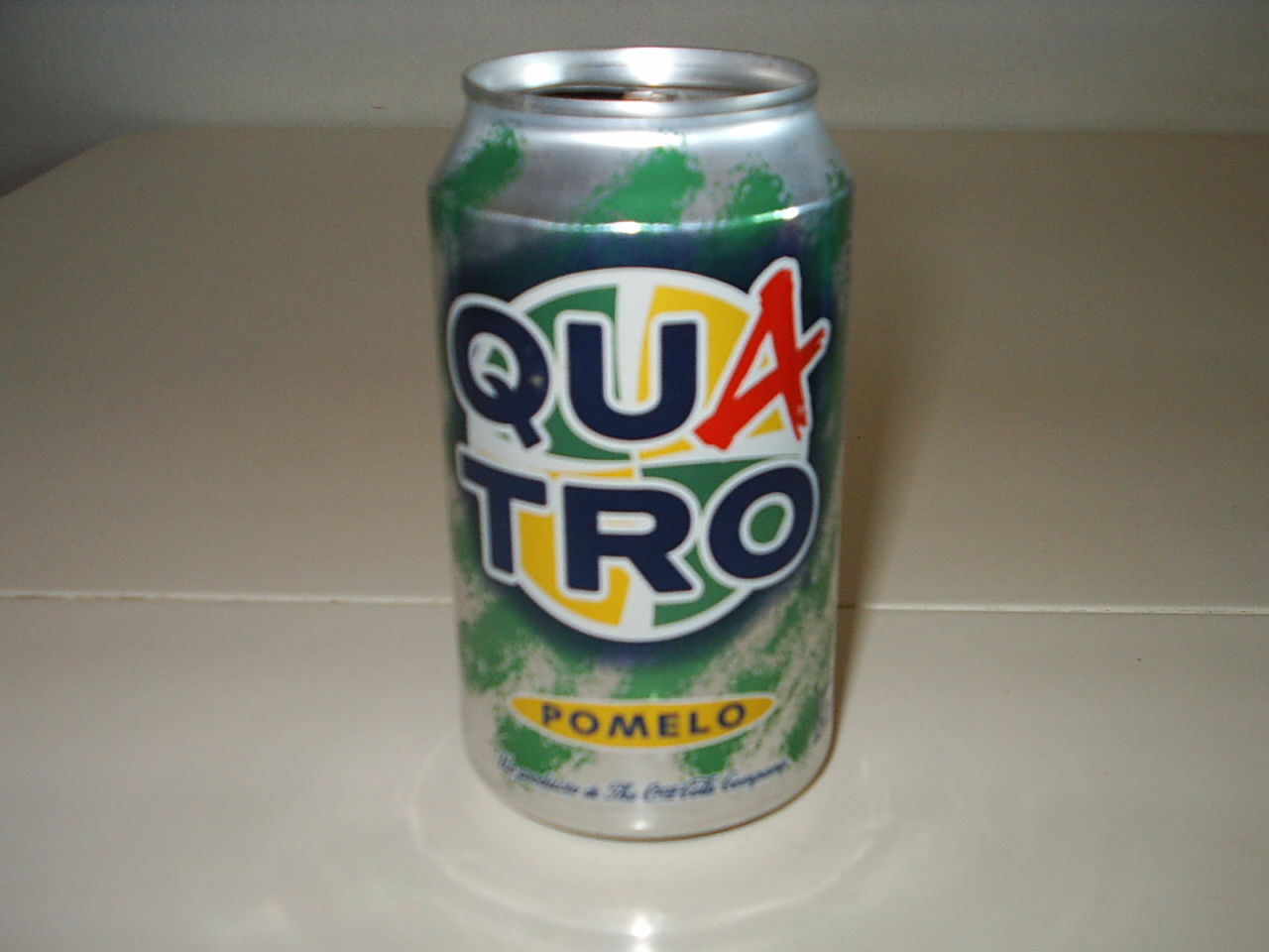 LATAS DE GASEOSAS DE JUAN CRUZ: QUATRO (Argentina)