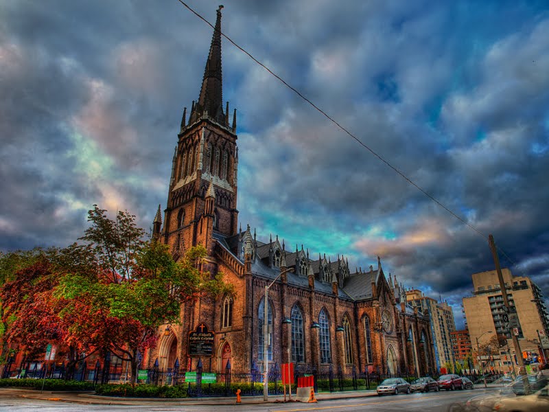 St. Michael's Cathedral Toronto: July 2010