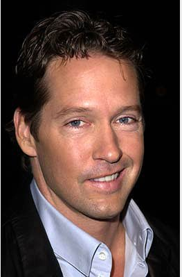 ELI5:Why do some people have a lopsided smile? : r/explainlikeimfive