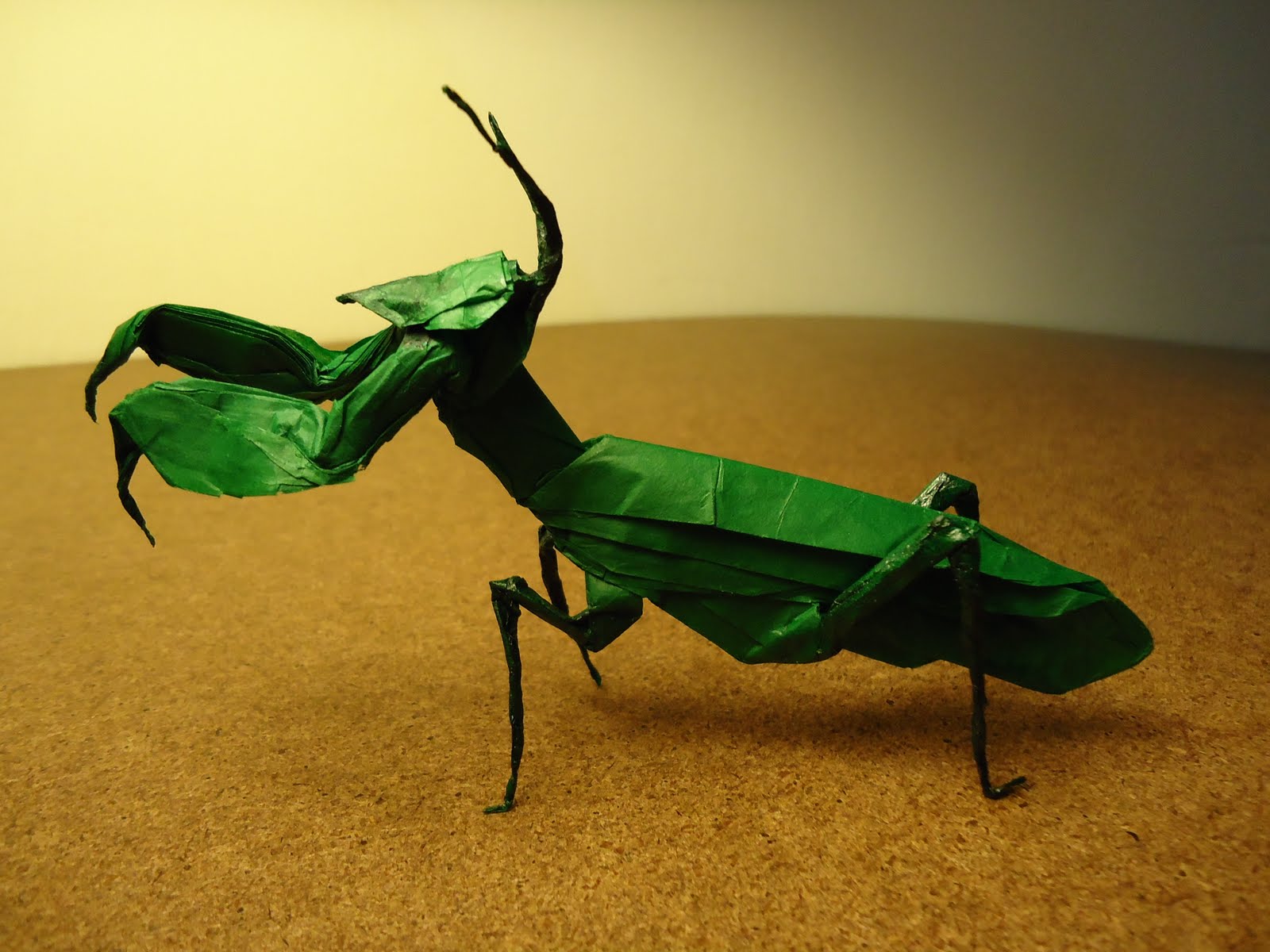 Mariano-Mi mundo el Origami: Praying mantis (mantis Religiosa)