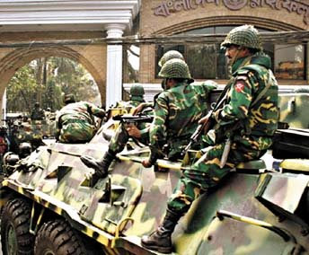 BDR Mutiny in Bangladesh: Army convoys enter Peelkhana