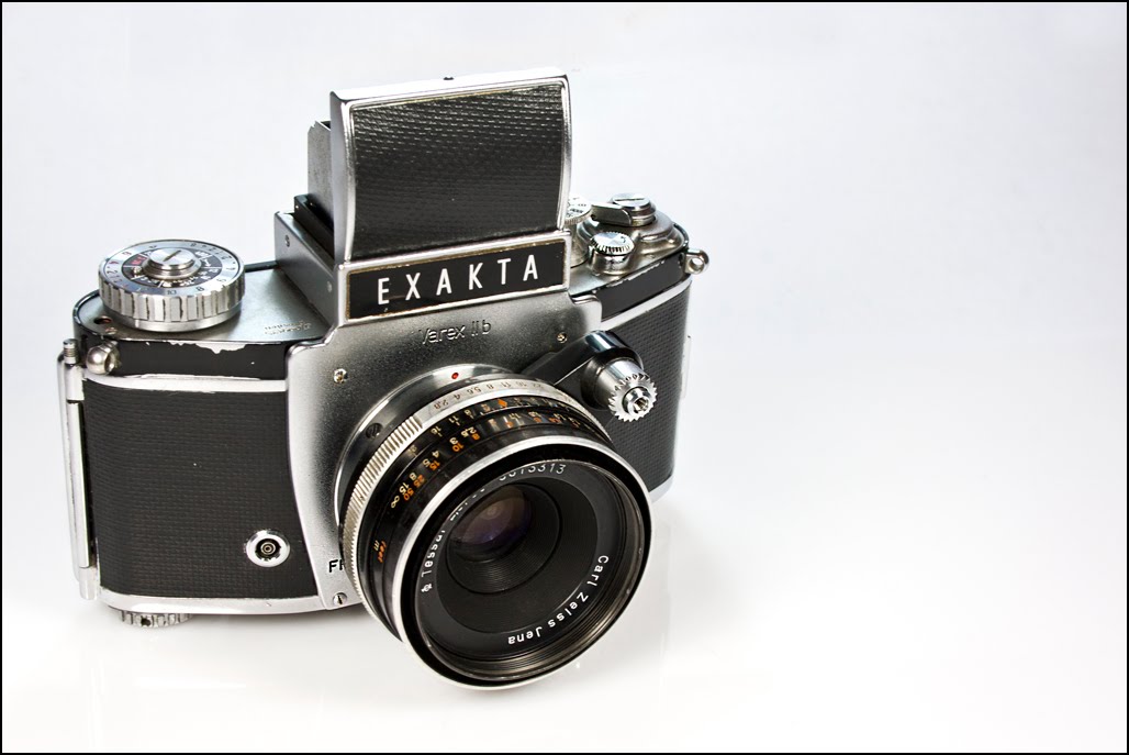 My Cameras Collection Page: Exakta Varex II b