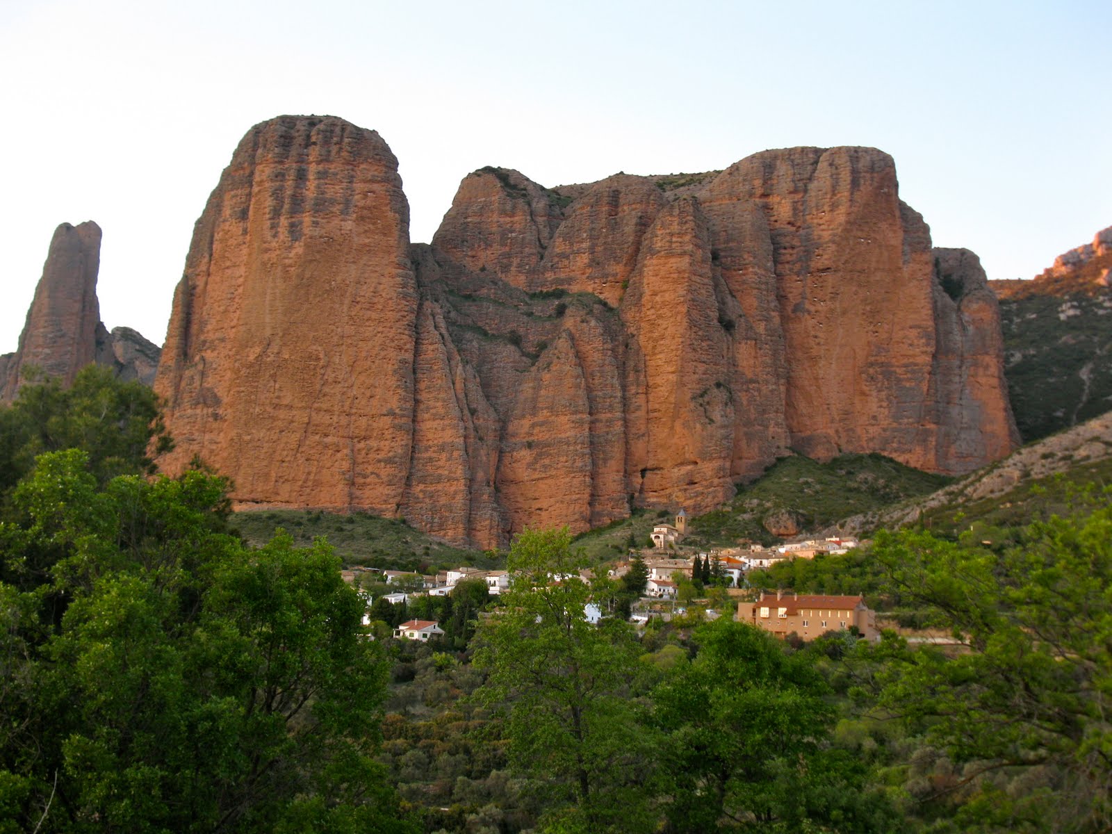 The Fozuly World Tour 09/10: Rockin' Rodellar