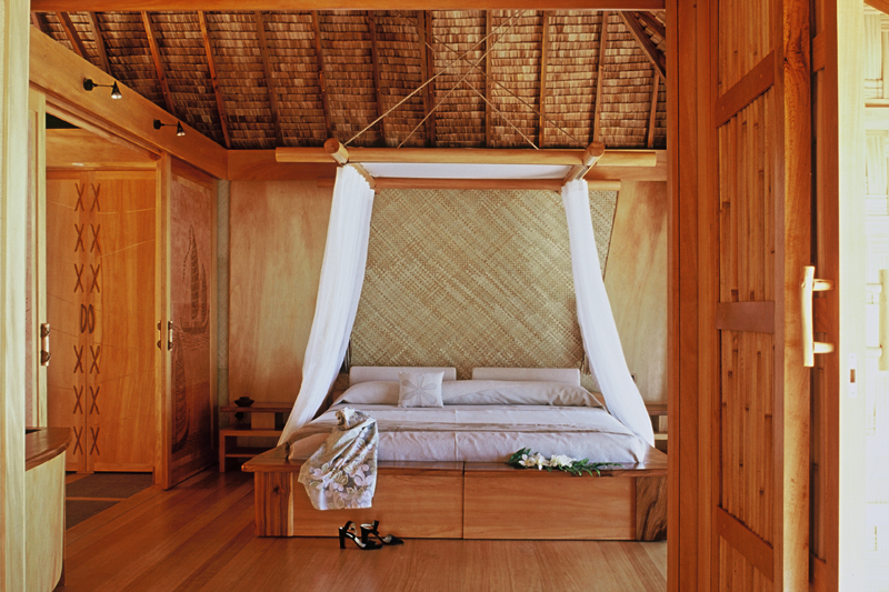 MannerOfStyle: French Polynesian Chic at Le Taha'a