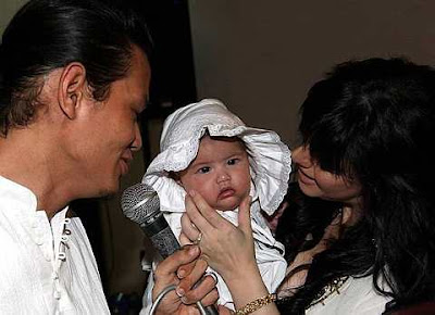 Que Haidar Dan Linda Jasmine Memperkenalkan Tengku Ratu Haidar | Ragam ...