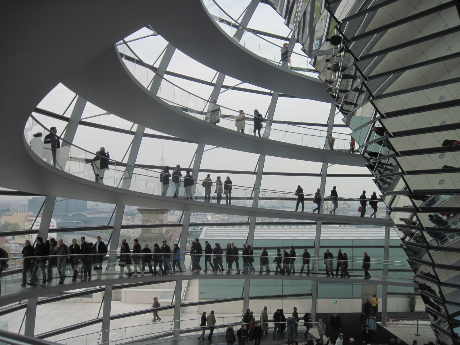 Planes, Trains, Cities, Ships!!!: The Glass Dome of the Reichstag ...