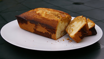 Look, no hands!: Marmite marble cake