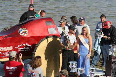 Gator D's Adventures: BBQ, Beer, Swamp Buggys, Rednecks and Beauty Queens!