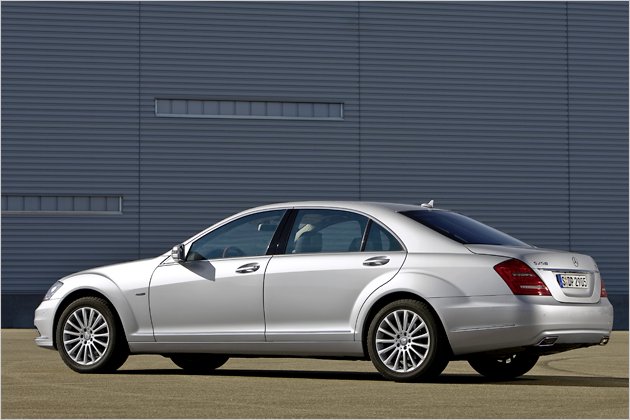 CAR SPORT: 2011 Mercedes S 250 CDI BlueEFFICIENCY five-liter car coming