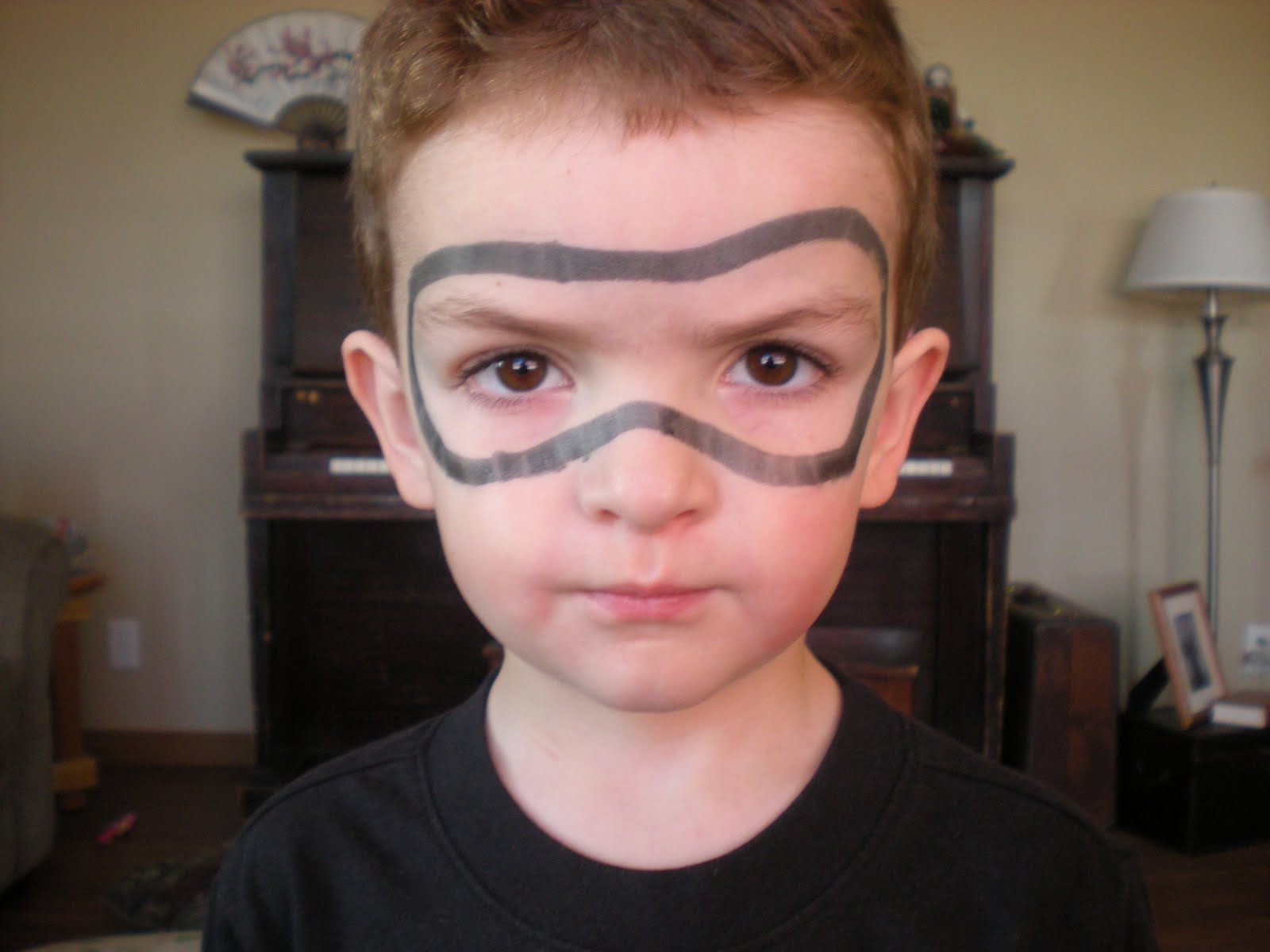 The Paisley Cupcake: Batman Mask = {fail}