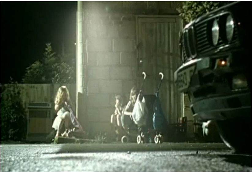 Emily's A2 Media Blog: Wasp (Andrea Arnold 2003)