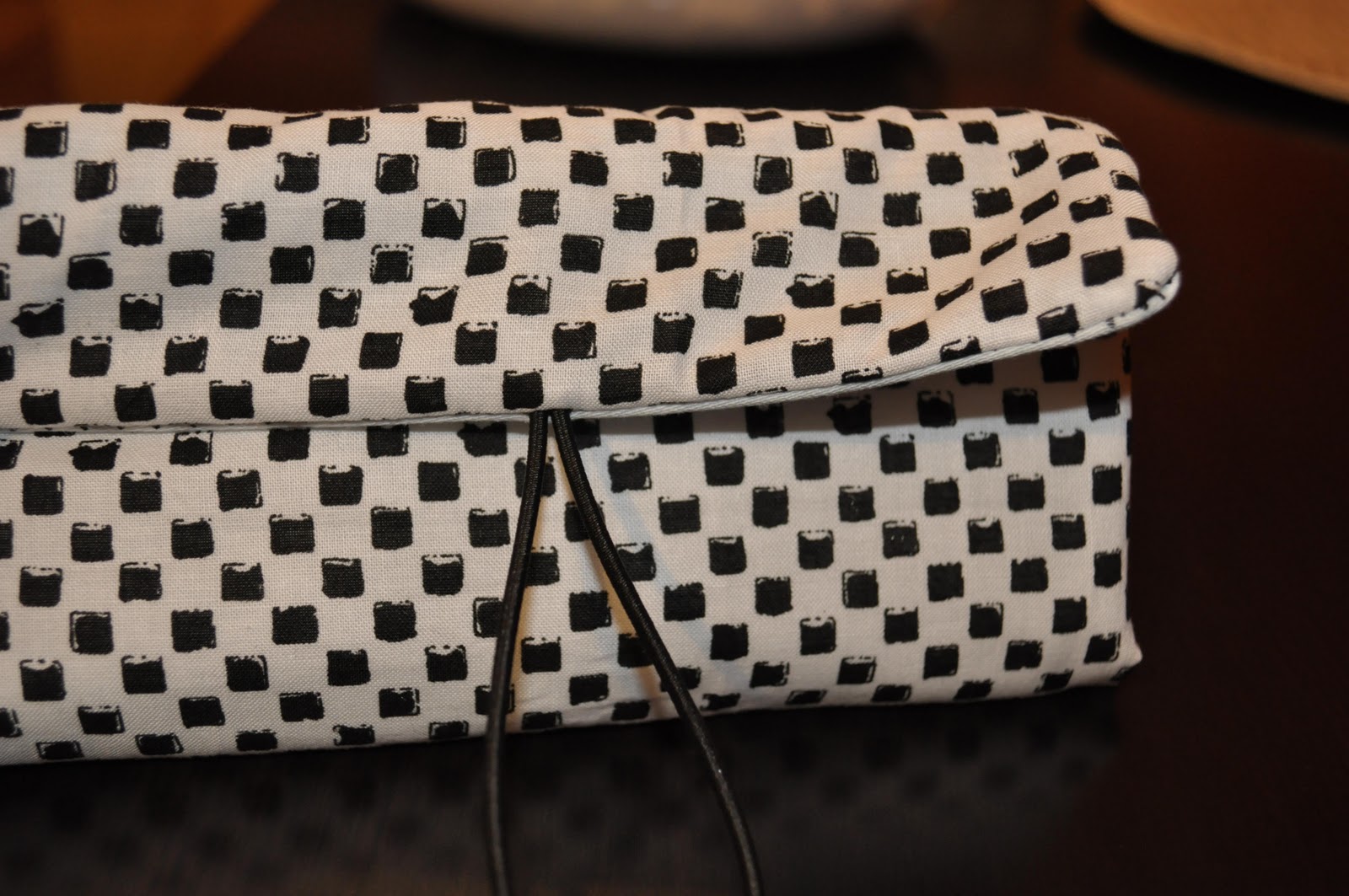 Cocoa Fil: Cartera de tela "Cuadros negros"