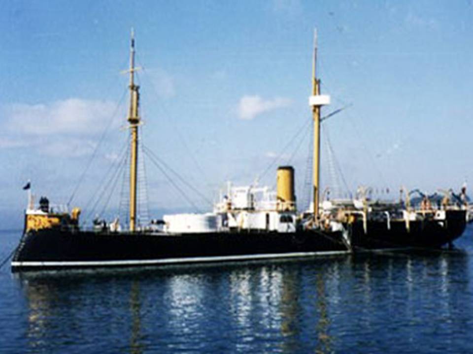 RESPETEMOS LA HISTORIA: El Huáscar, Nuestro santuario naval, por Hugo ...