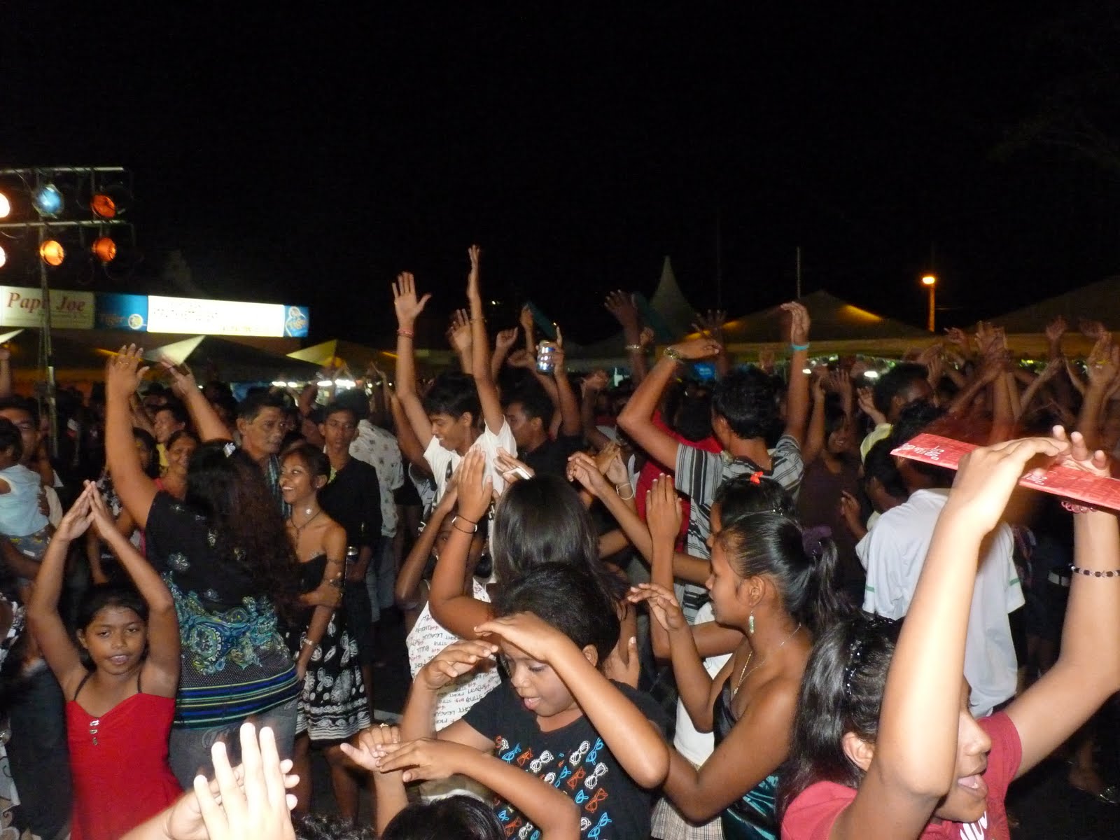 Jornal Papia Português: Festa de São Pedro