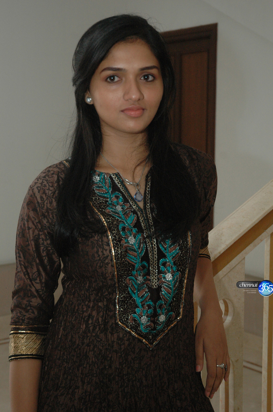 Beautiful Sunaina Profile, Sunaina Photos
