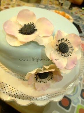 Kitty Bakes Penang Cakes: Anemone Flower Birthday Cake