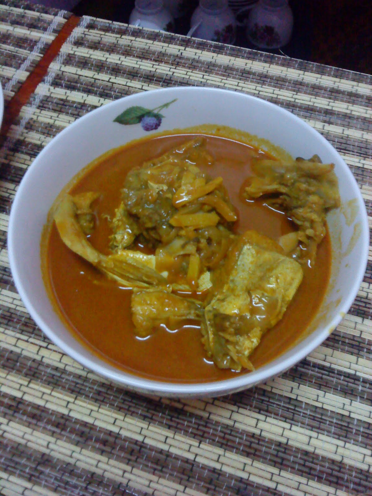 Apabila Keyboard Menggantikan Pen: Kari Kepala Ikan Plotan